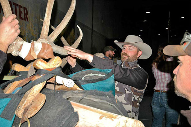 How to Rig a Packhorse - Game & Fish