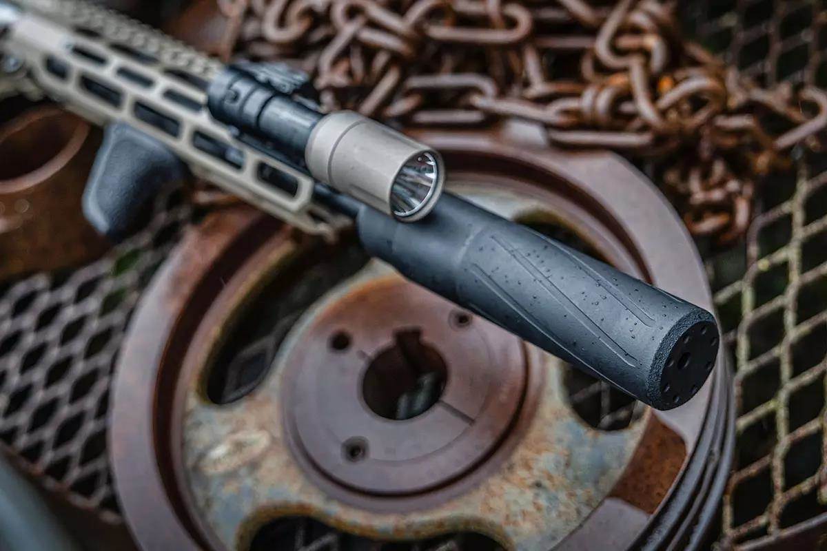 BANISH 556 Suppressor: First Look - Guns and Ammo