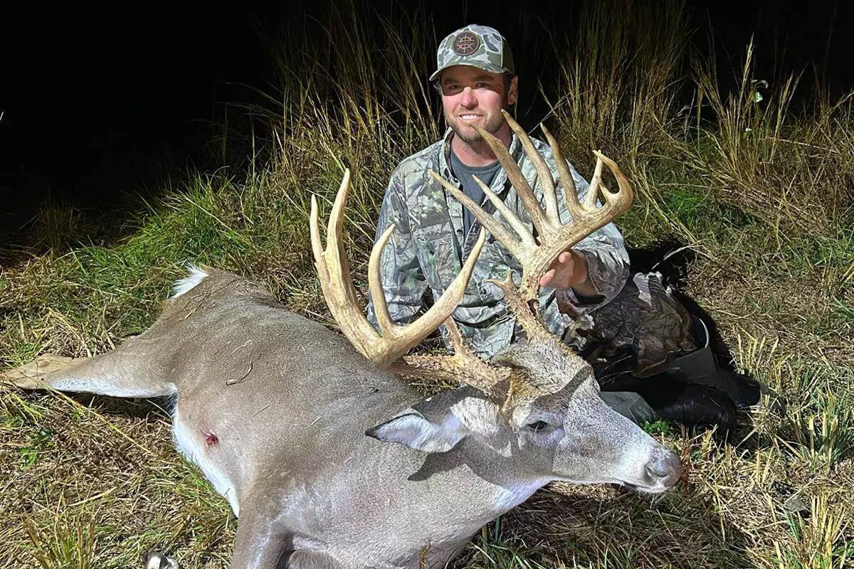 Florida Hunter Tags Rare Panhandle Buck on 23rd Sit - North American ...